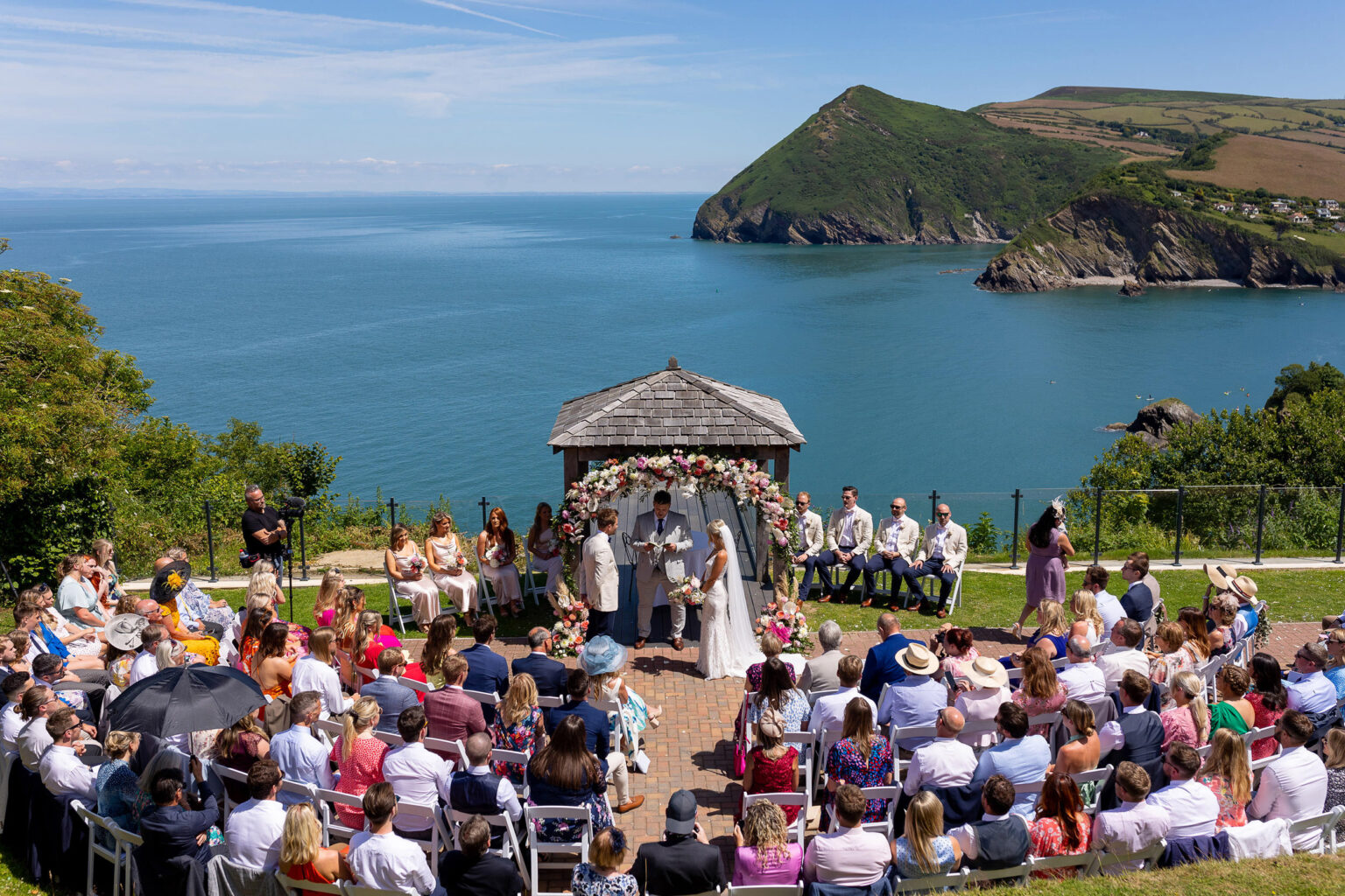 Relaxed & Friendly North Devon Wedding Photographer